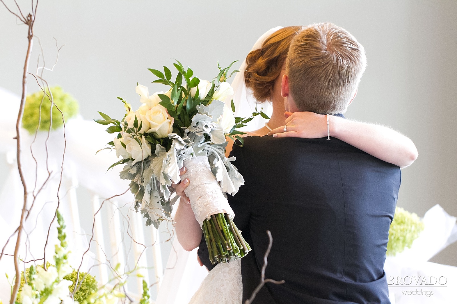 Windy and Wonderful | Kate & Ben’s Lake Calhoun Wedding » Minneapolis ...